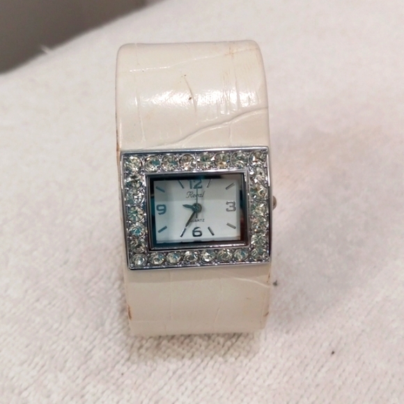Regal | Jewelry | Original Regal Vintage Quartz Watch | Poshmark
